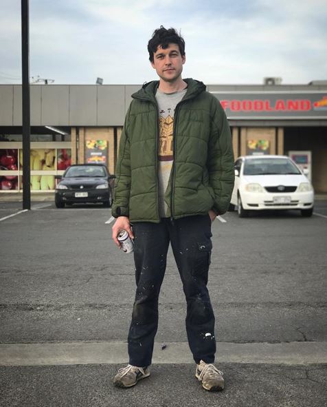 Cet été, Peter Drew entre en campagne contre les armes à feu aux USA ...